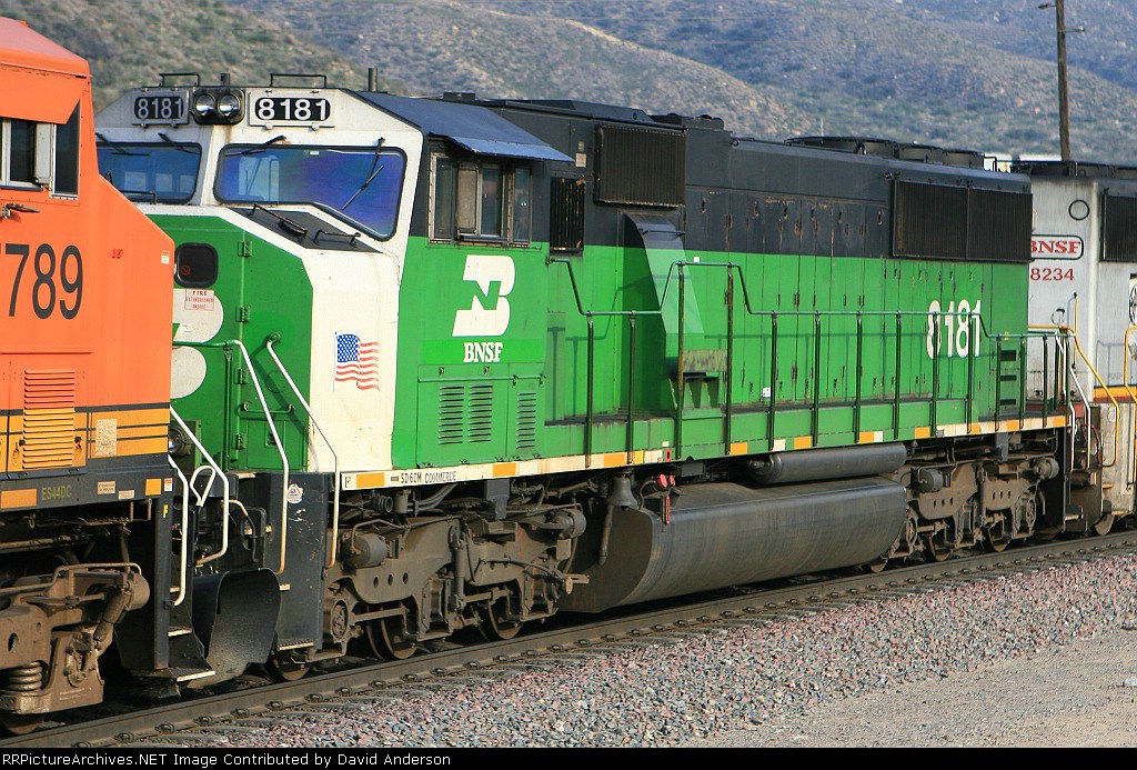 BNSF 8181